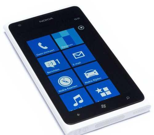 Nokia Lumia 900