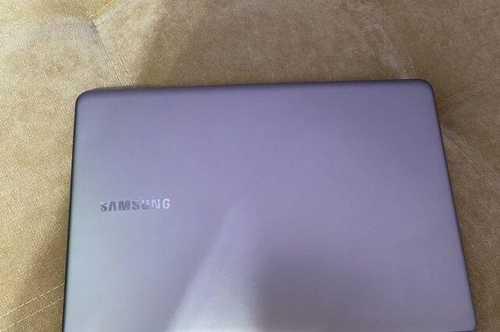 Ультрабук Samsung 530U модель: NP530U3B