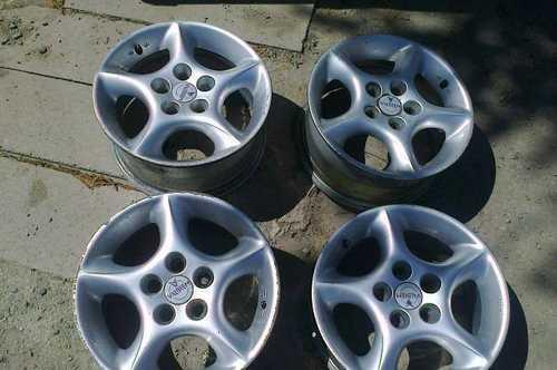 Диски литые б-у Valbrem R15 5x108 4-2-1шт подбор