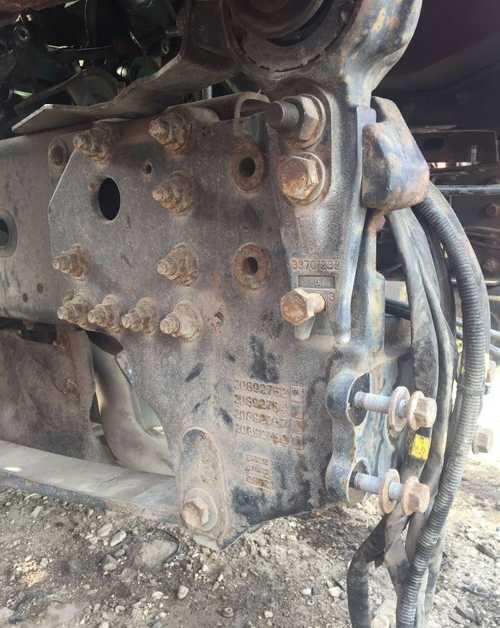 Кронштейн бампера Volvo 20892762