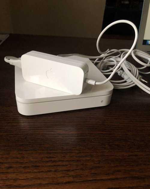 Роутер Apple AirPort Extreme Station