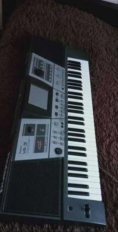 Roland va 3