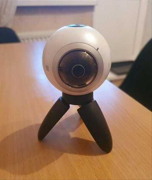 SAMSUNG galaxy gear 360