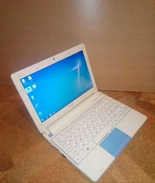 Белый нетбук Acer 4ядра/2*500Гб/2час бат