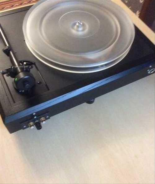 Voyd Valdi (Audio Note TT2) turntable