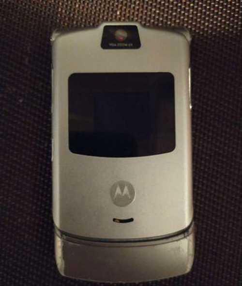 Телефон Motorola razr v3 на восстановление