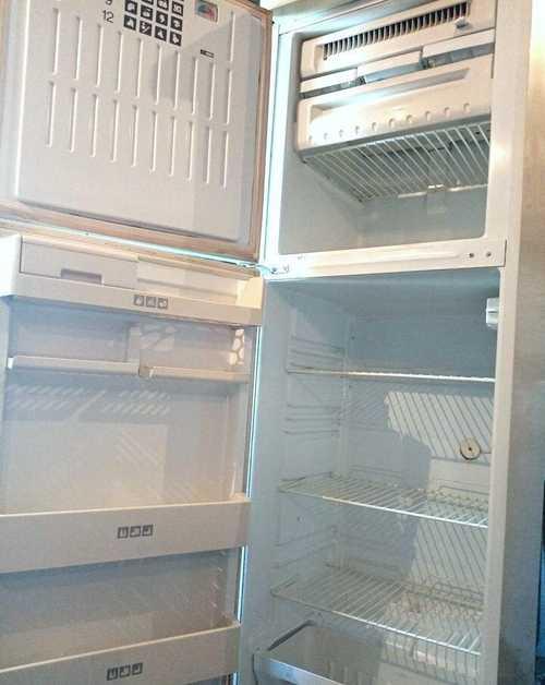 Холодильник Стинол No Frost 185см
