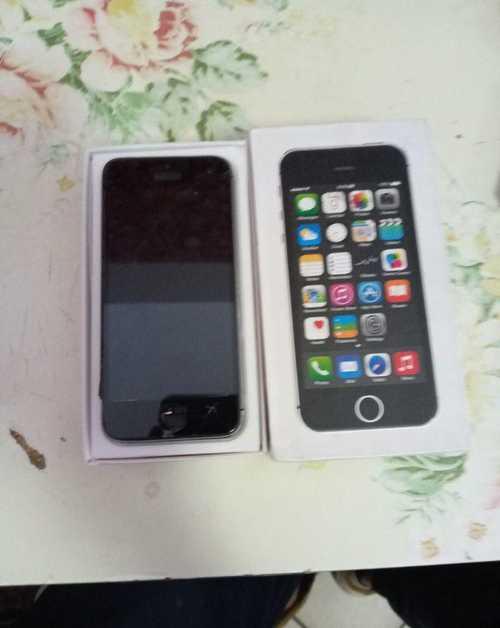 Телефон iPhone