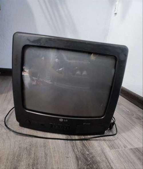 Телевизор LG ламповый