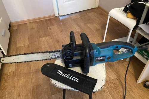 Электропила Makita UC3530A