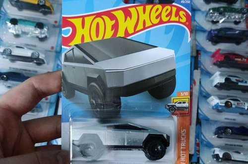 Hot wheels Tesla cybertruck