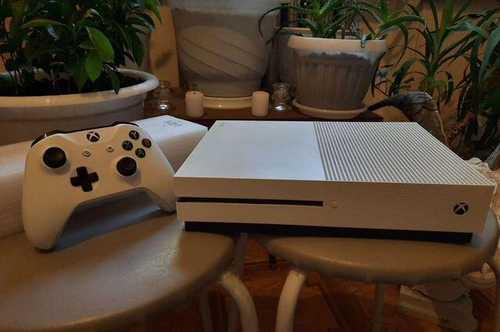 Xbox One s