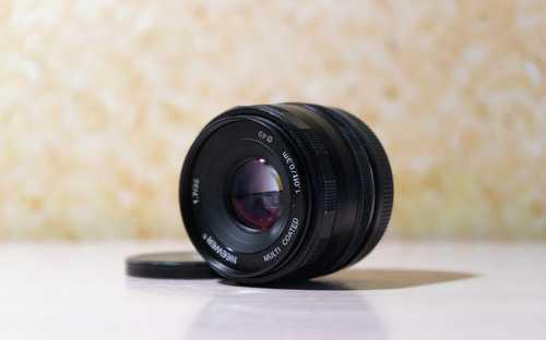 Объектив 35mm f1.7 для камер Sony с байонетом Е