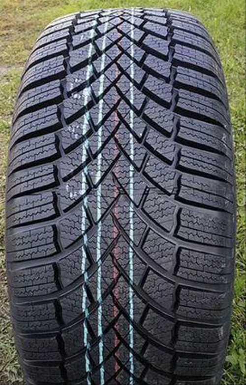 Bridgestone blizzak lm005 xl. Bridgestone lm005. Blizzak lm005. Близзак лм 005. Бриджстоун лм 005.