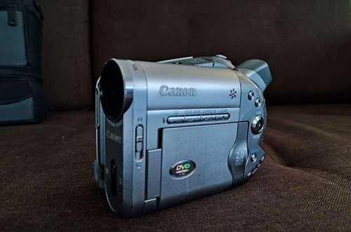 Видеокамера Canon DC20E