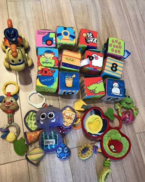 Игрушки развивающие Lamaze, chicco, Tomy, Tiny Lov