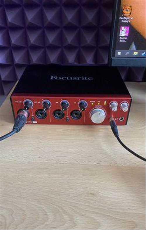 Внешняя звуковая карта Focusrite Clarett 4Pre