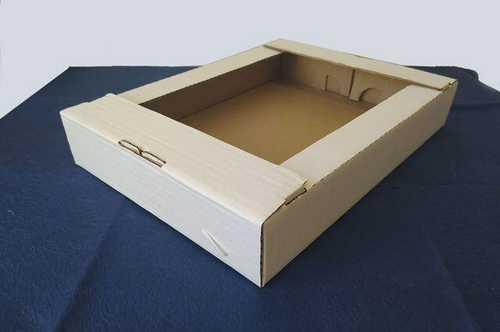 Картонная упаковка коробка с окошком