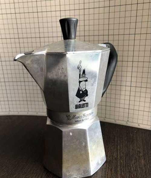 Гейзерная кофеварка Bialetti Moka Express