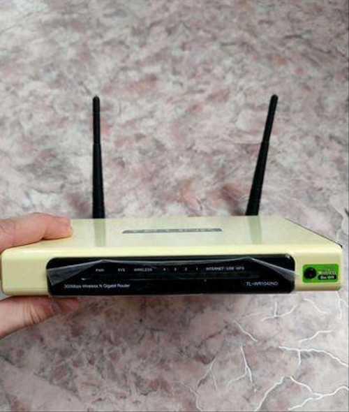 Wi-Fi маршрутизатор TL-WR1042ND