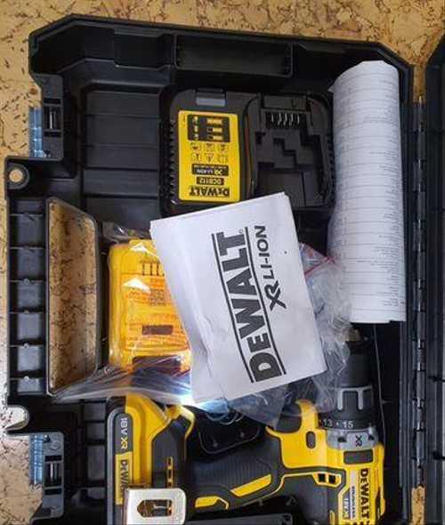 Дрель-шуруповерт dewalt DCD791D2 Новая