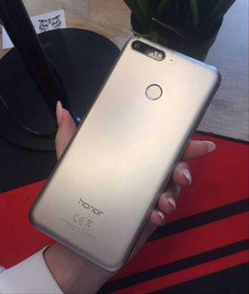 Honor 7c 3/32гб