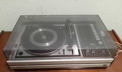 Grundig Studio 1600 stereo Radoi LP UKW