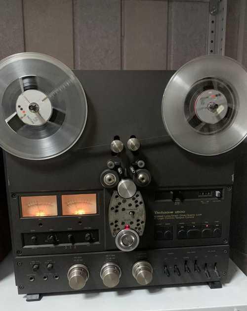 Катушечный магнитофон Technics RS-1500