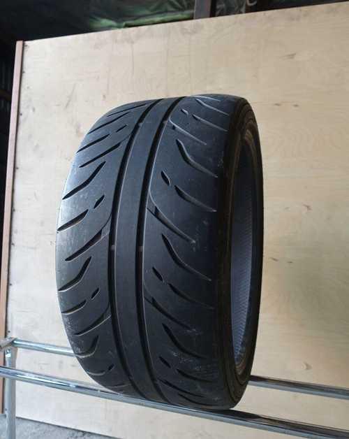 235 40 18 Dunlop Direzza ZII 64KJ