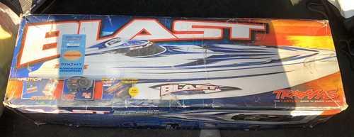 Катер Traxxas Blast