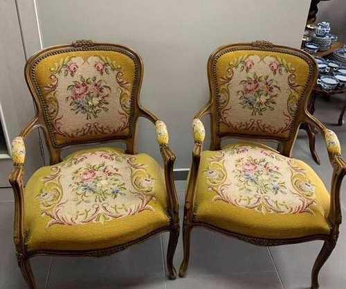 Комплект антикварных стульев Версаль