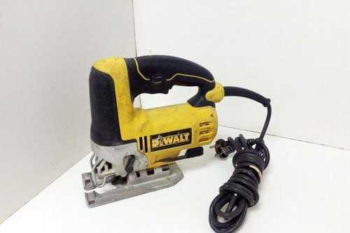 Лобзик Dewalt DW349-KS
