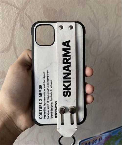 Чехол на iPhone 11