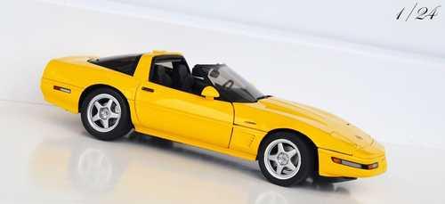 1/24.Danbury Mint.Chevrolet Corvette C4
