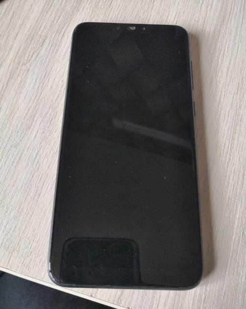 Телефон Asus zengone Max m2