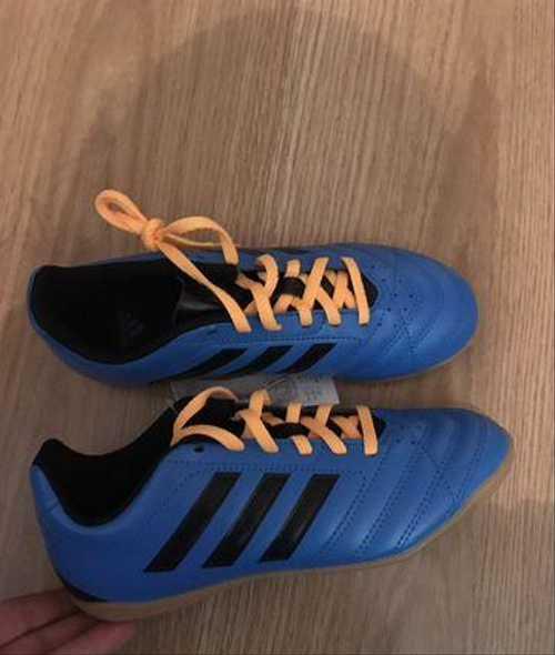Новые футзалки рр 37,5 adidas