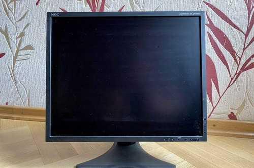 Монитор для дизайнера NEC MultiSync LCD1990FX 19"