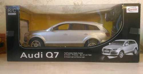 Новая игрушка в коробке машина Audi