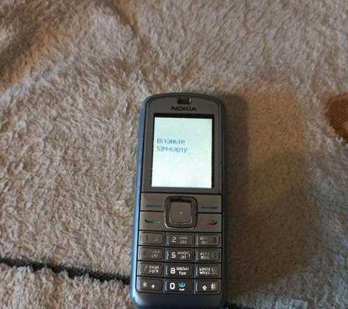 Телефон Nokia 6070