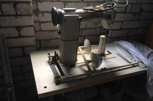 Колонковая швейная машинка yamata