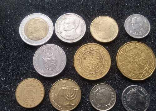 11 иностранных монет