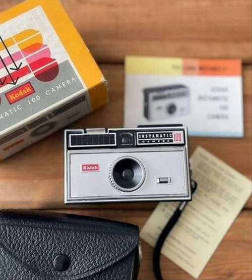 Kodak Instamatic 100 Пленочный фотоаппарат