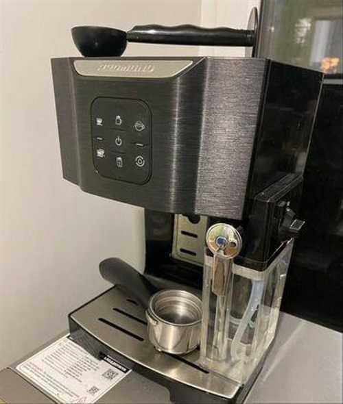 Кофеварка рожковая Redmond RCM-1511 черный