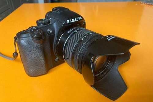 Фотоаппарат Samsung NX-11 с 2 объективами