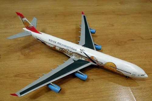 Модель самолёта Airbus A340-300, масштаб 1/144