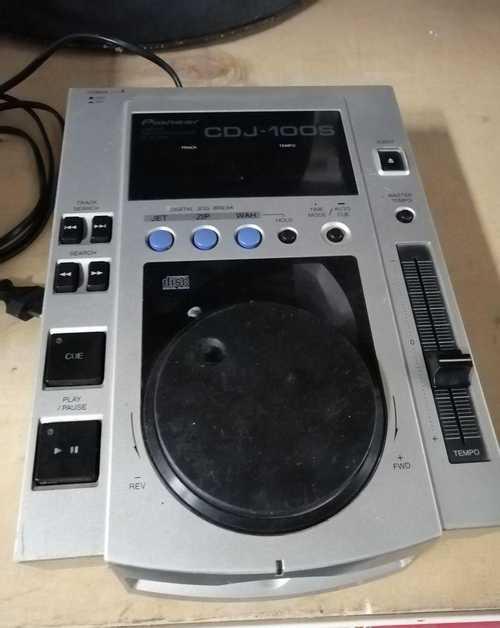 DJ CD проигрыватель Pioneer CDJ-100S
