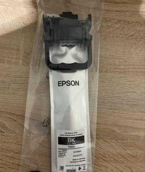Черный картридж на Epson WF pro C5790, C5290