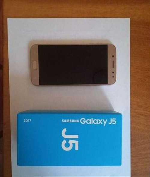 Телефон Samsung j 5