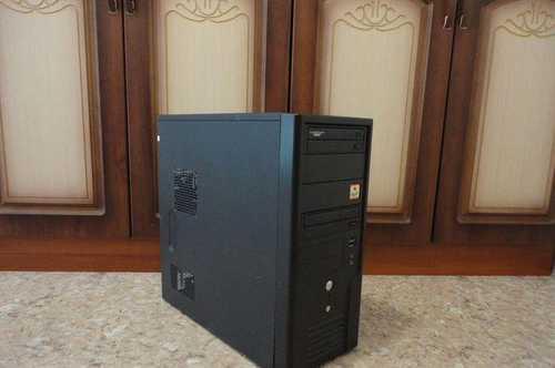 2 Ядра / 3 Гига / 9600GSO / 160Гб / 400w