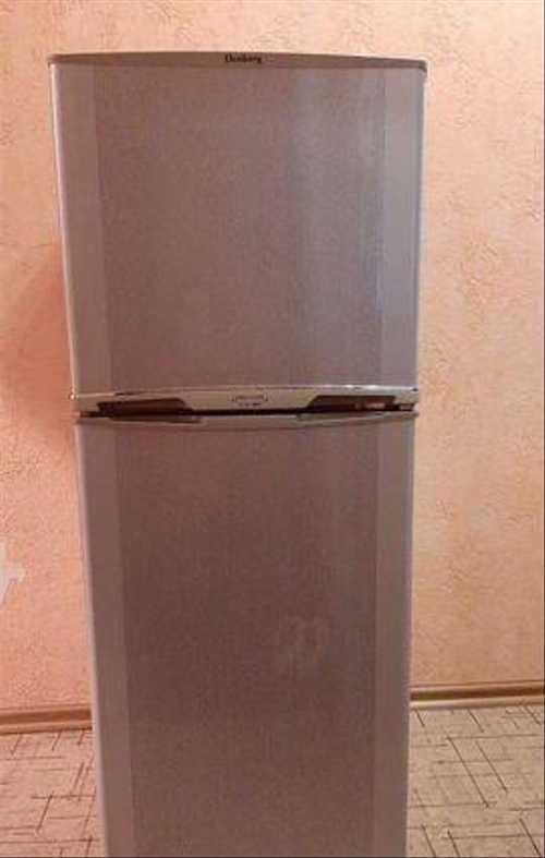 Холодильник Elenberg RF 0885T маленький